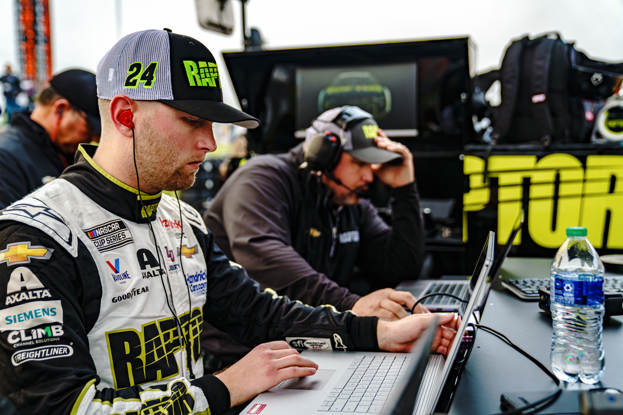 Behind the lens: Taking on Dover's 'Monster Mile' | Hendrick Motorsports