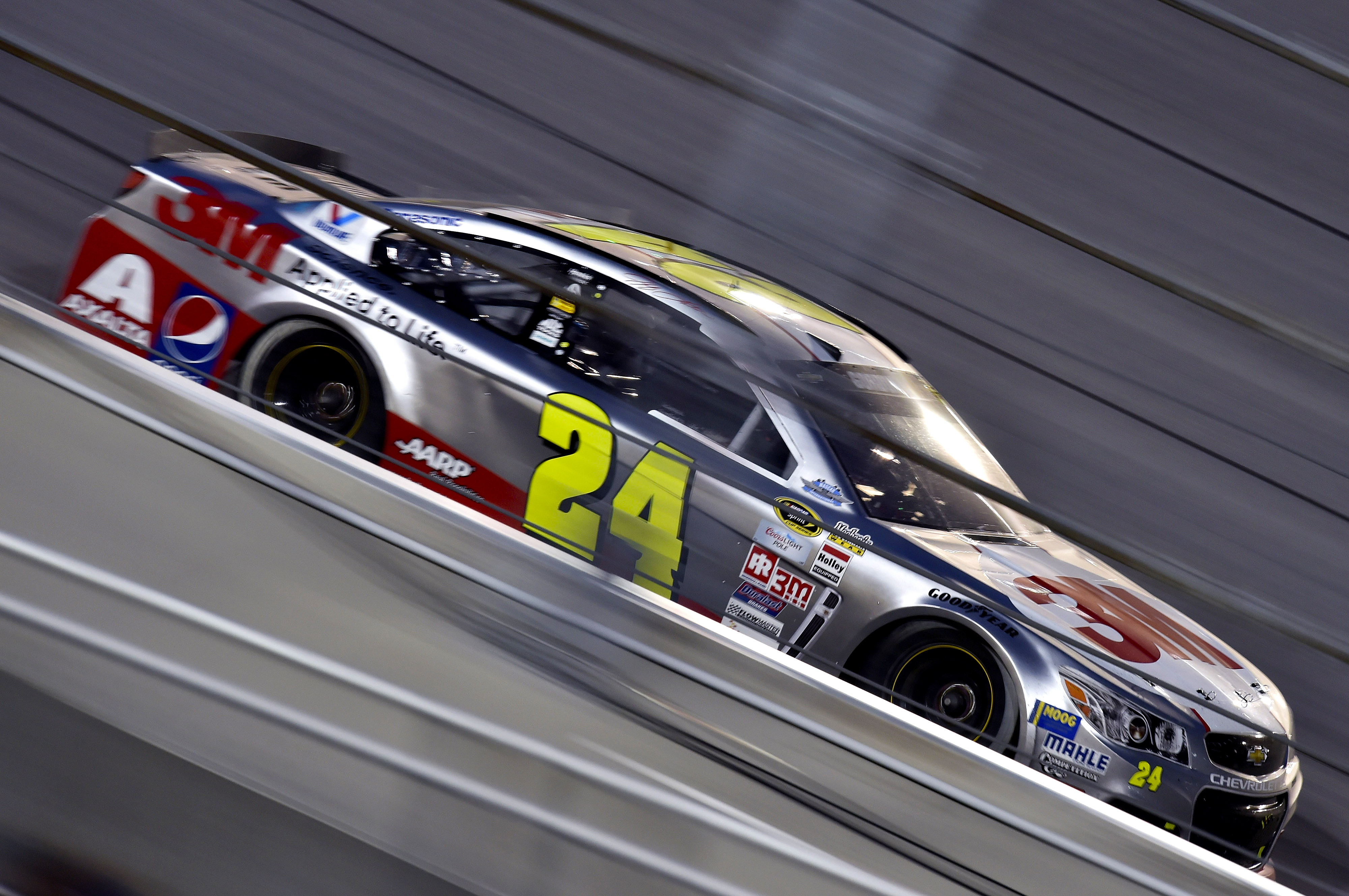 Shots of the Race: Gordon at Darlington | Hendrick Motorsports