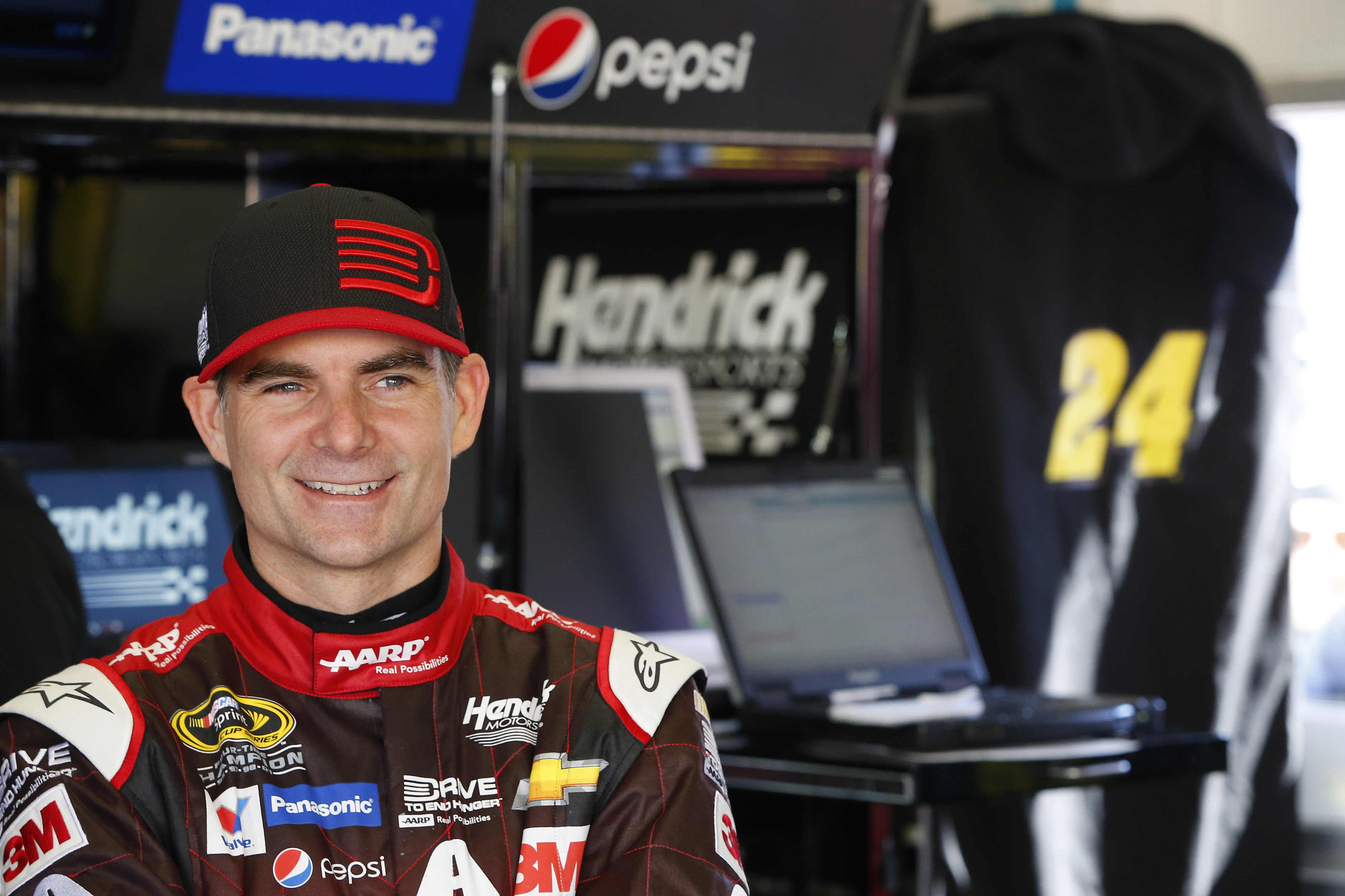 Gordon 'can't think of anything cooler' than starting final Daytona 500 ...