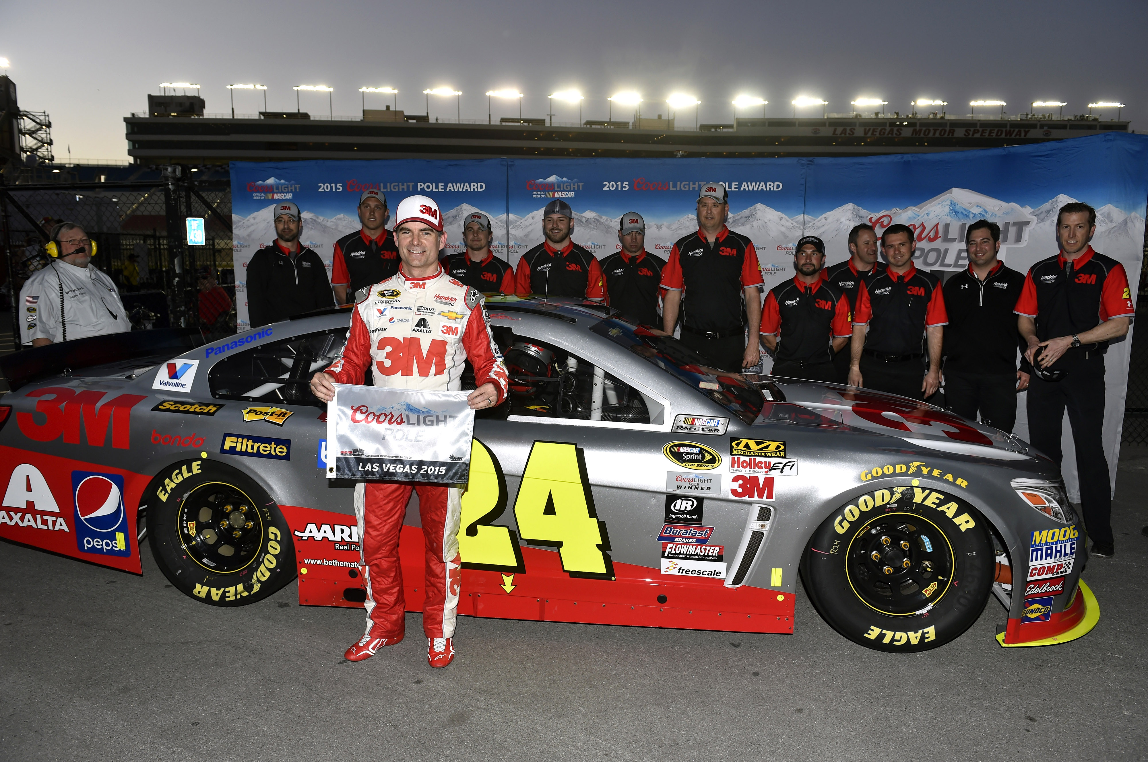 Gordon earns first career pole at Las Vegas; all four drivers in top 10 ...