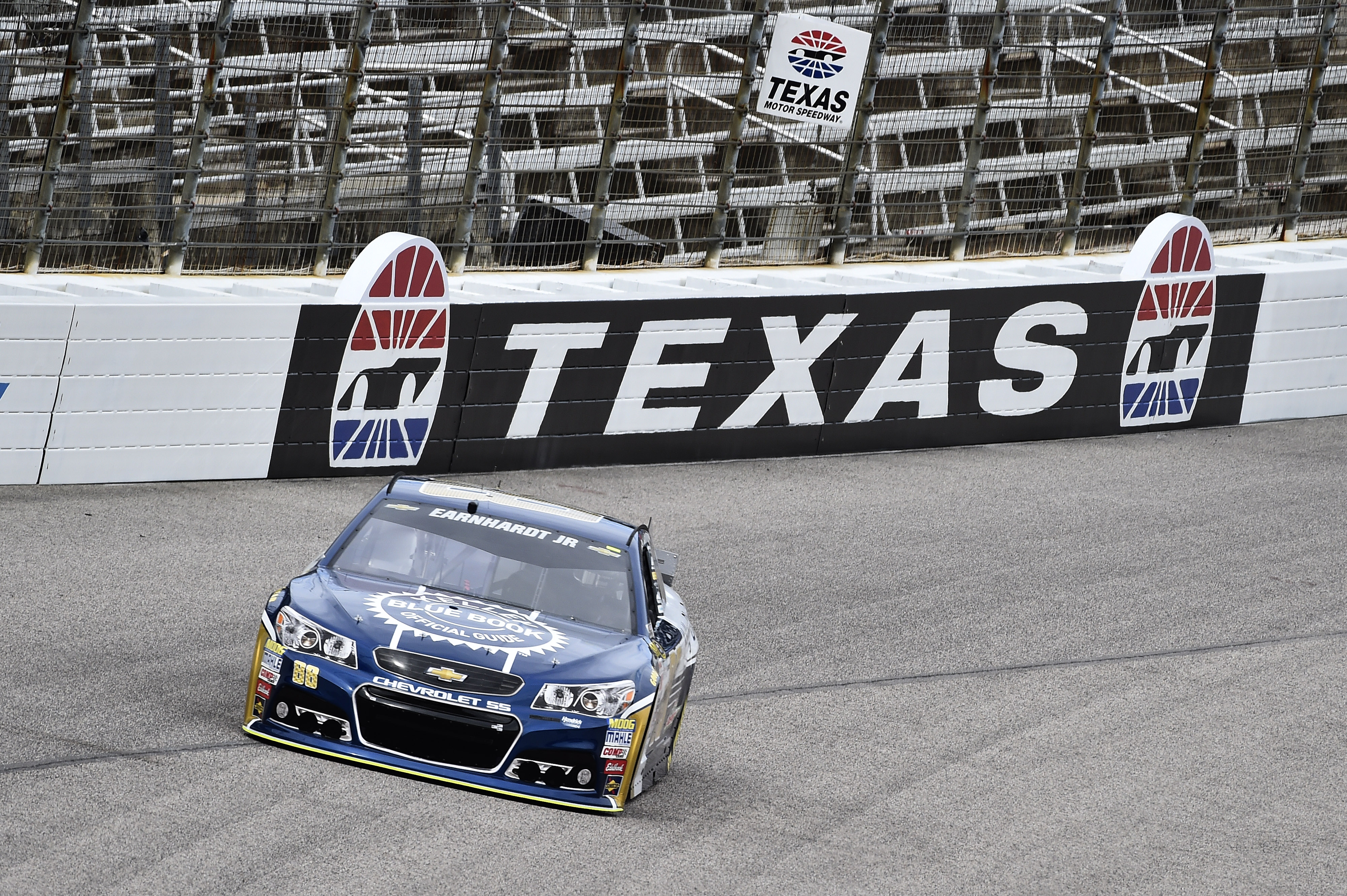 Shots of the Race: Earnhardt at Texas | Hendrick Motorsports