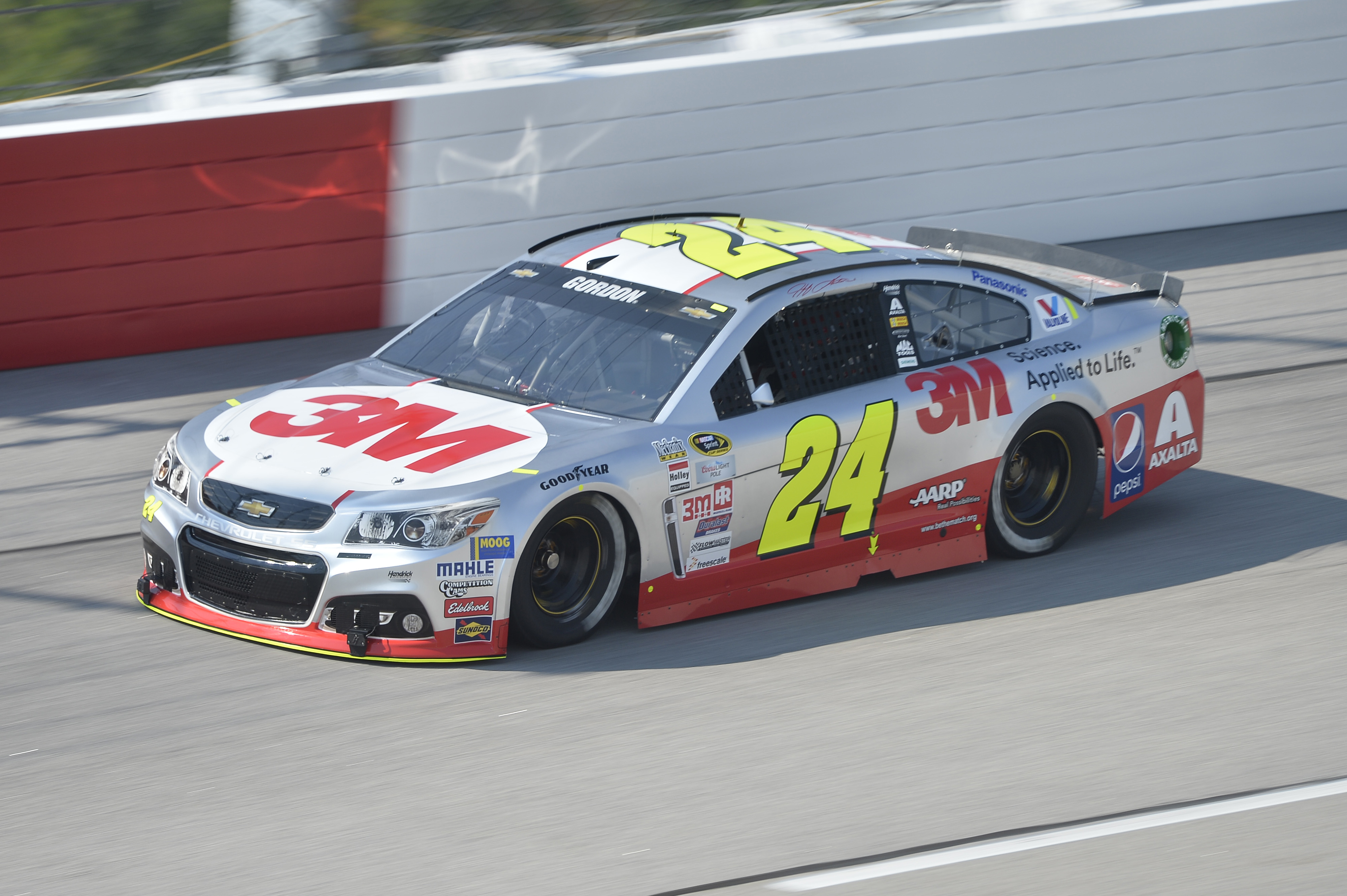 Gordon leads teammates in Darlington qualifying | Hendrick Motorsports