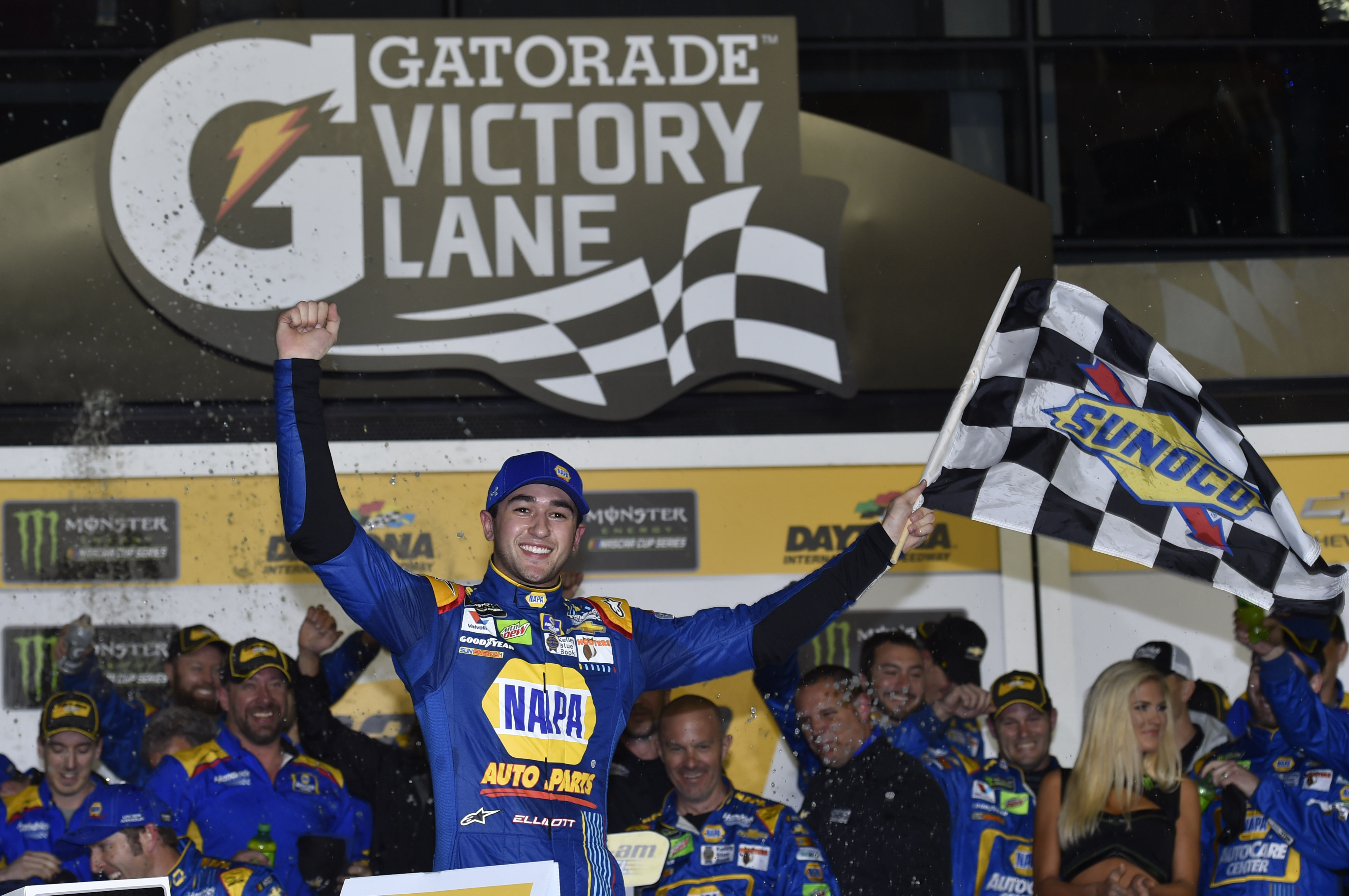 Shots of the Race: The Duels at Daytona | Hendrick Motorsports
