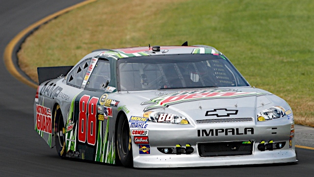 Earnhardt, Gordon sweep front row at Richmond | Hendrick Motorsports