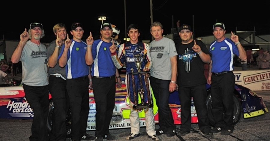 Elliott wins super late model event at Five Flags | Hendrick Motorsports