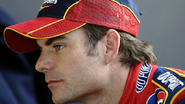 Gordon Hopes to Pass the Test at Atlanta | Hendrick Motorsports