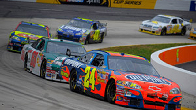 Team DuPont looking for another first in Phoenix | Hendrick Motorsports