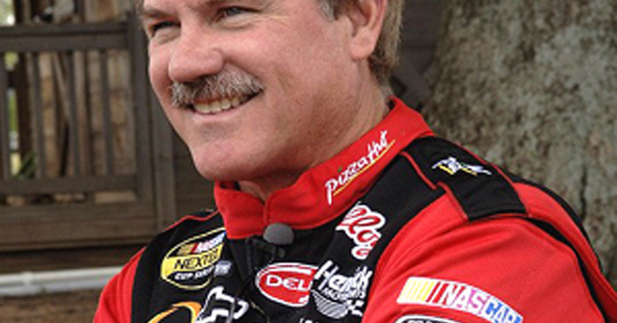 Labonte Driving ditech.com Chevy at Indy | Hendrick Motorsports
