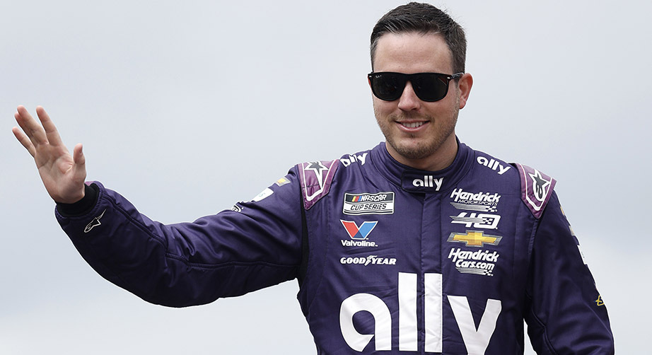 Bowman keeps up momentum with second straight top-five finish ...