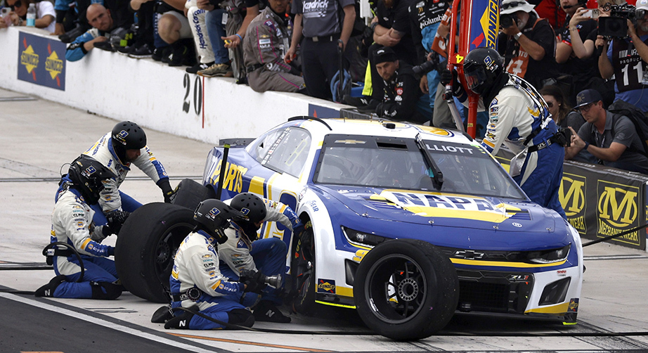 No. 9, No. 48 teams earn top-five spots in Pit Crew Challenge ...