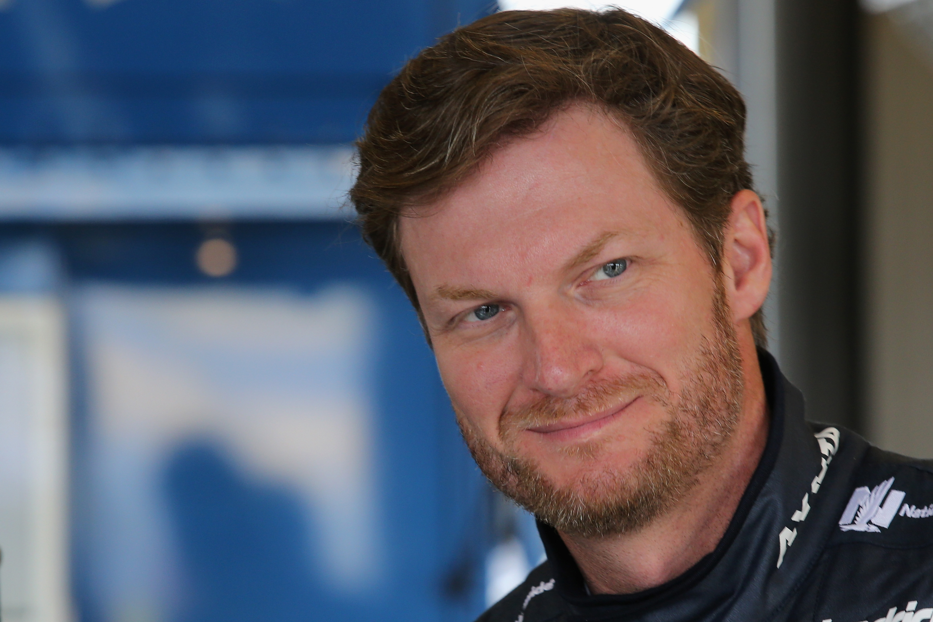 Earnhardt stays close to fans, teammates via Twitter | Hendrick Motorsports