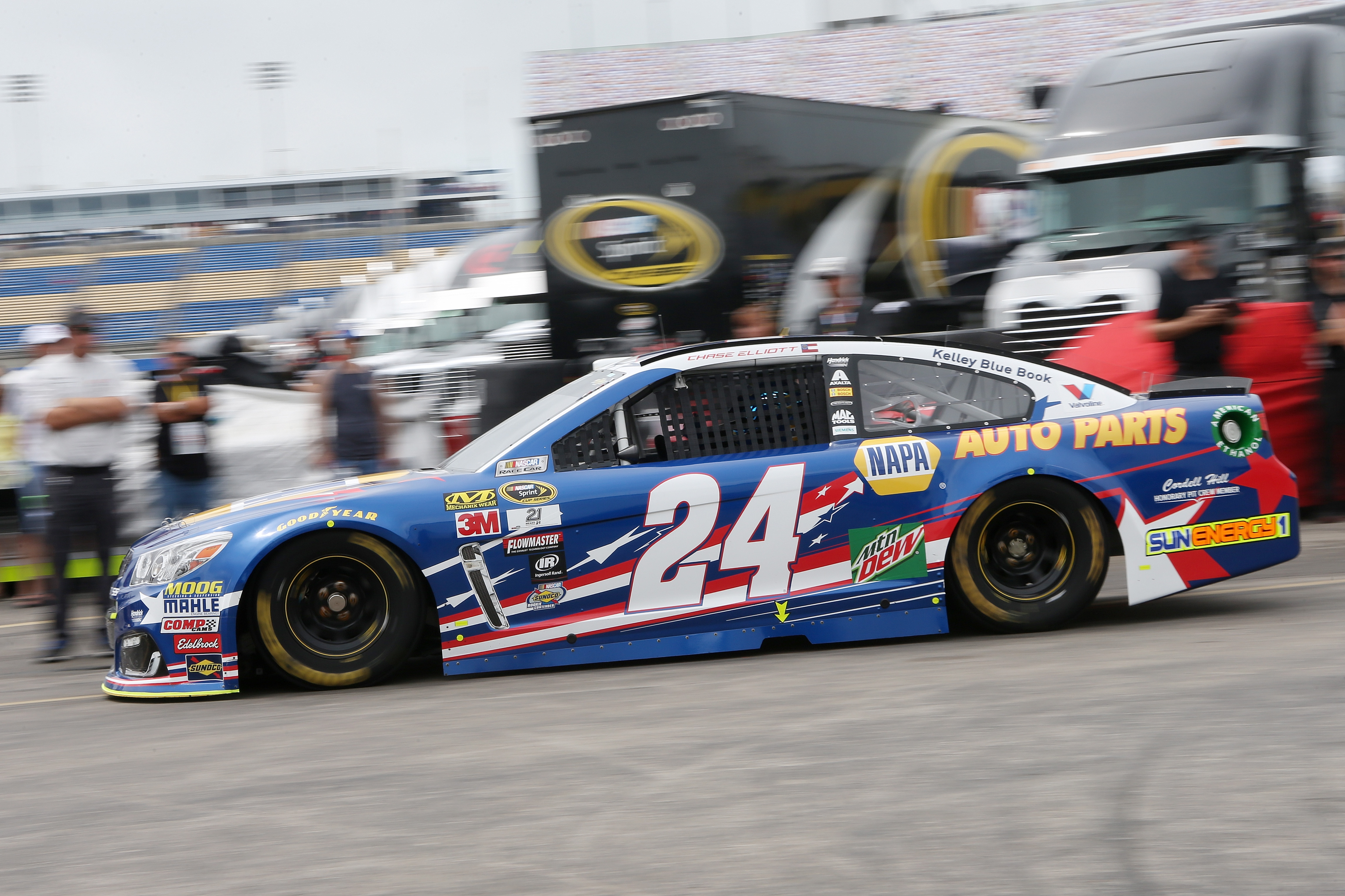 Elliott all-in during Olympics | Hendrick Motorsports