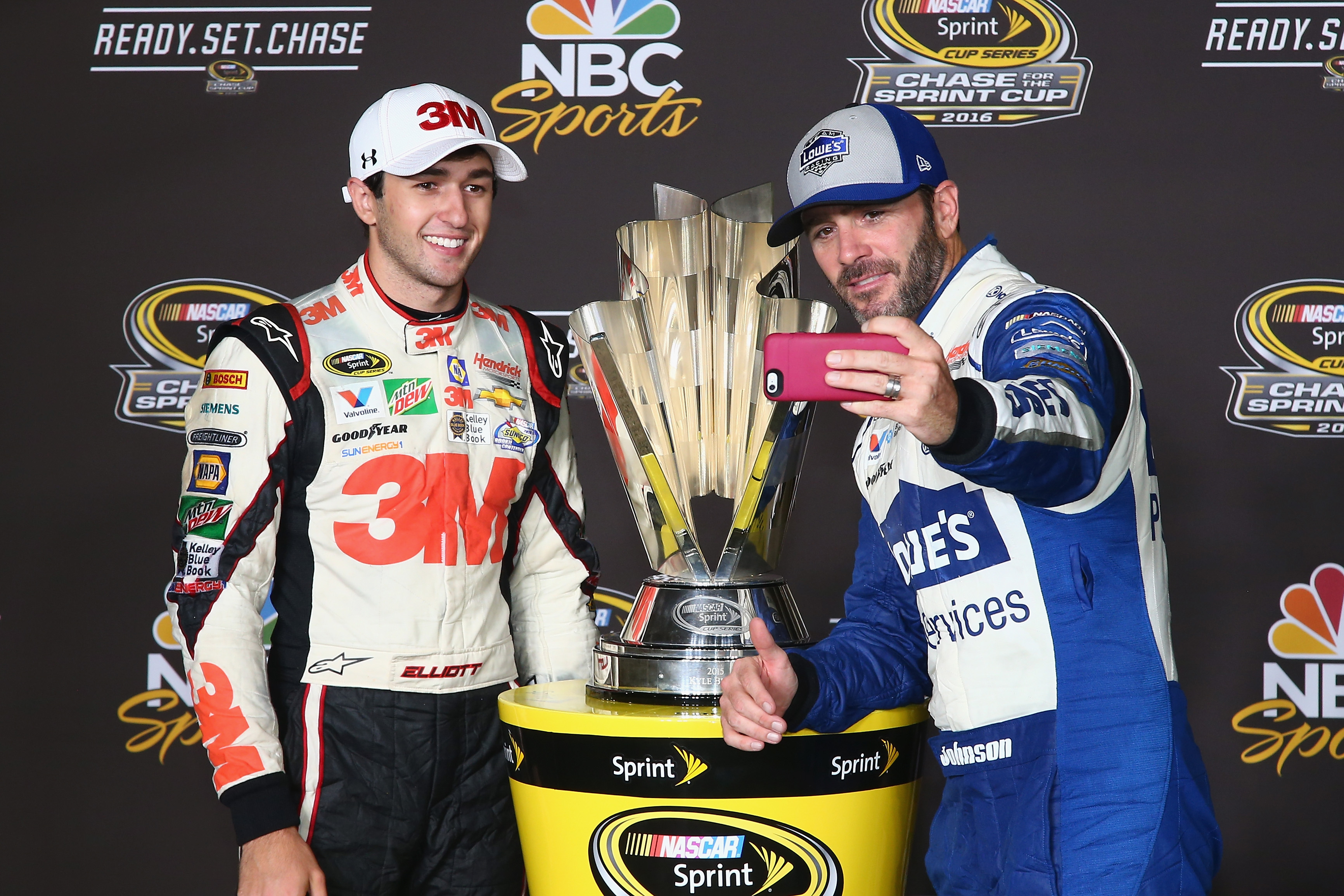 Elliott, Johnson eye top prize as Chase commences | Hendrick Motorsports