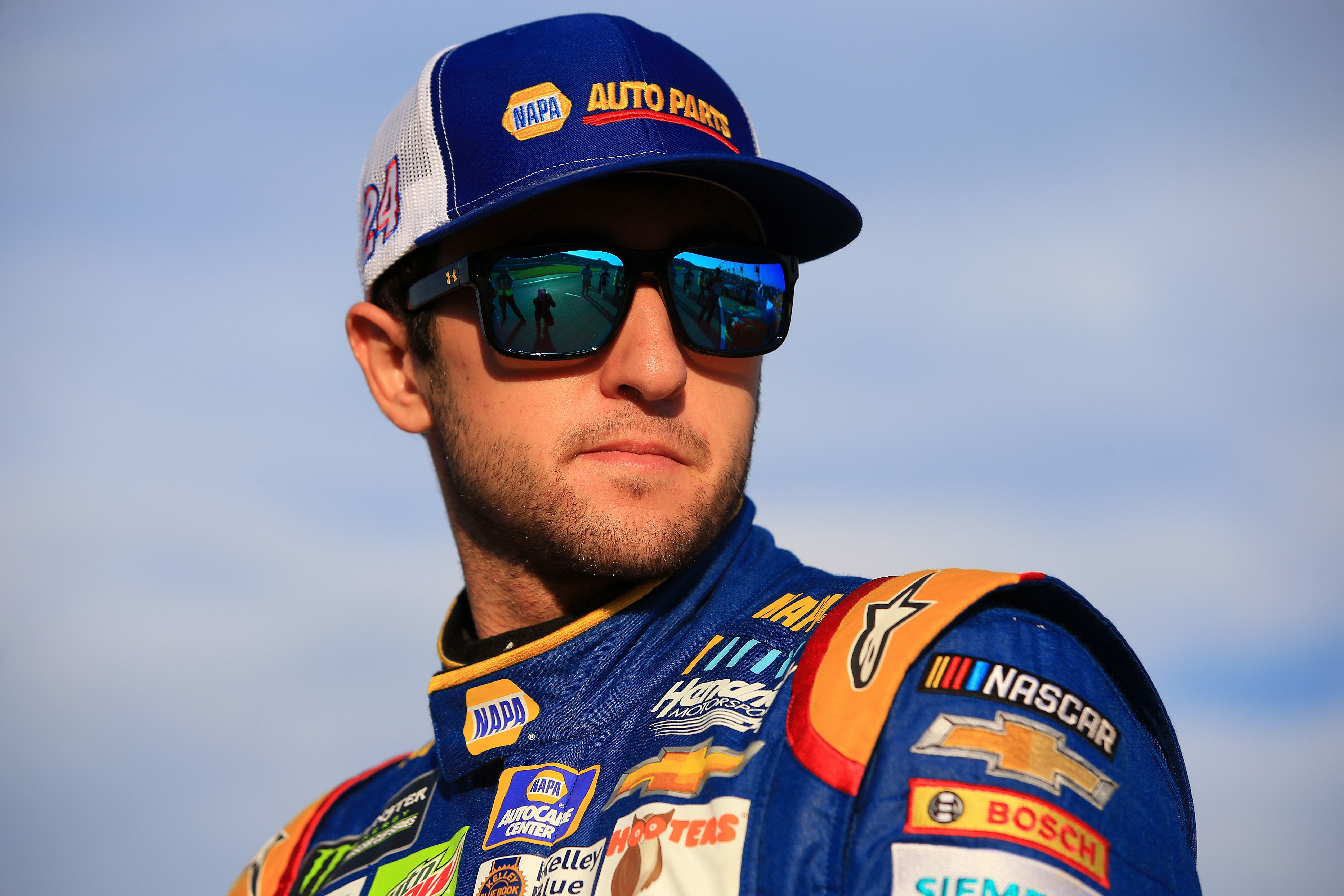 Elliott, Johnson in top 10 once again in Stage 2 at Kansas | Hendrick ...