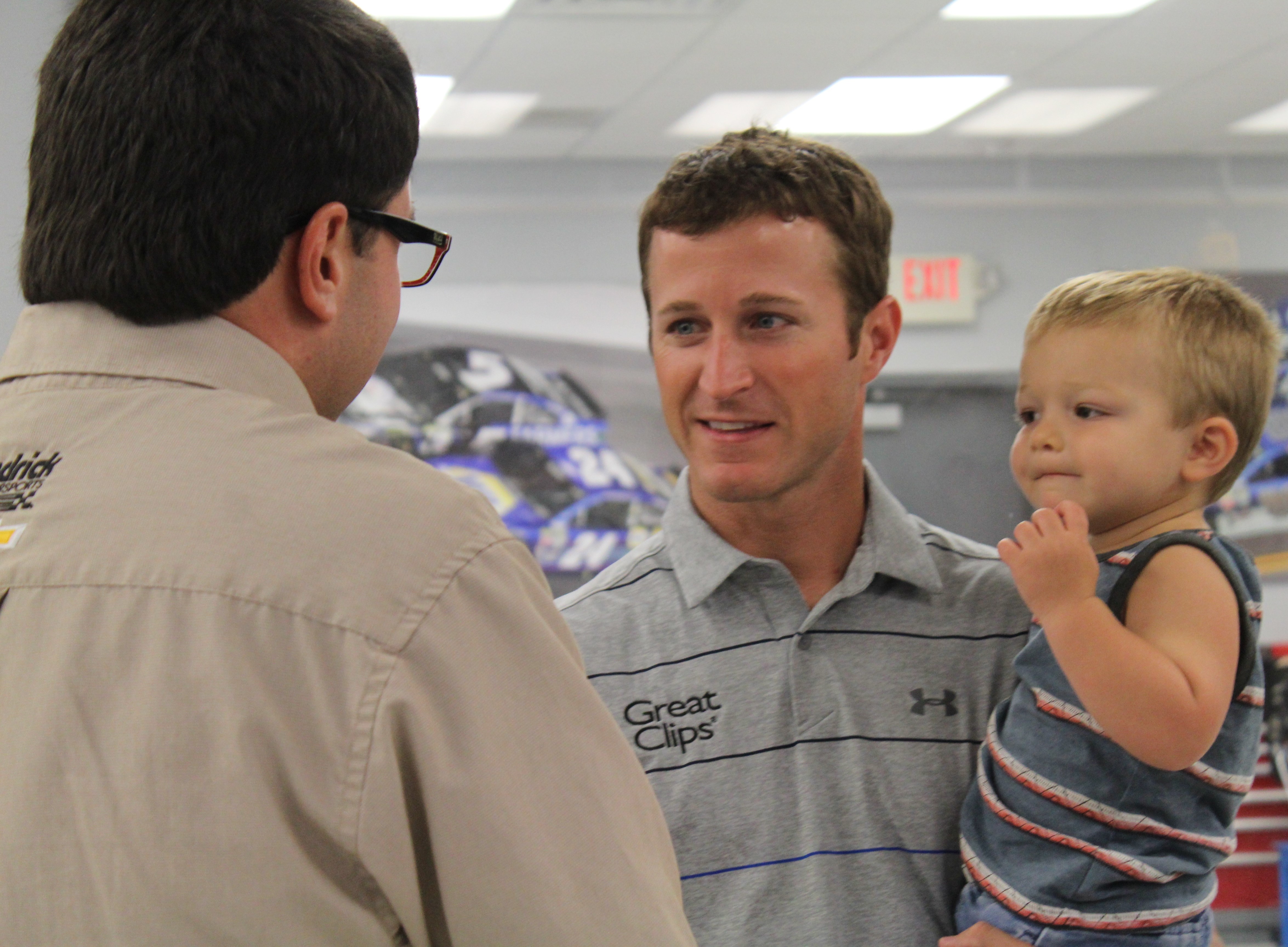 Watch Kahne and son Tanner celebrate Brickyard win with Victory Bell ...