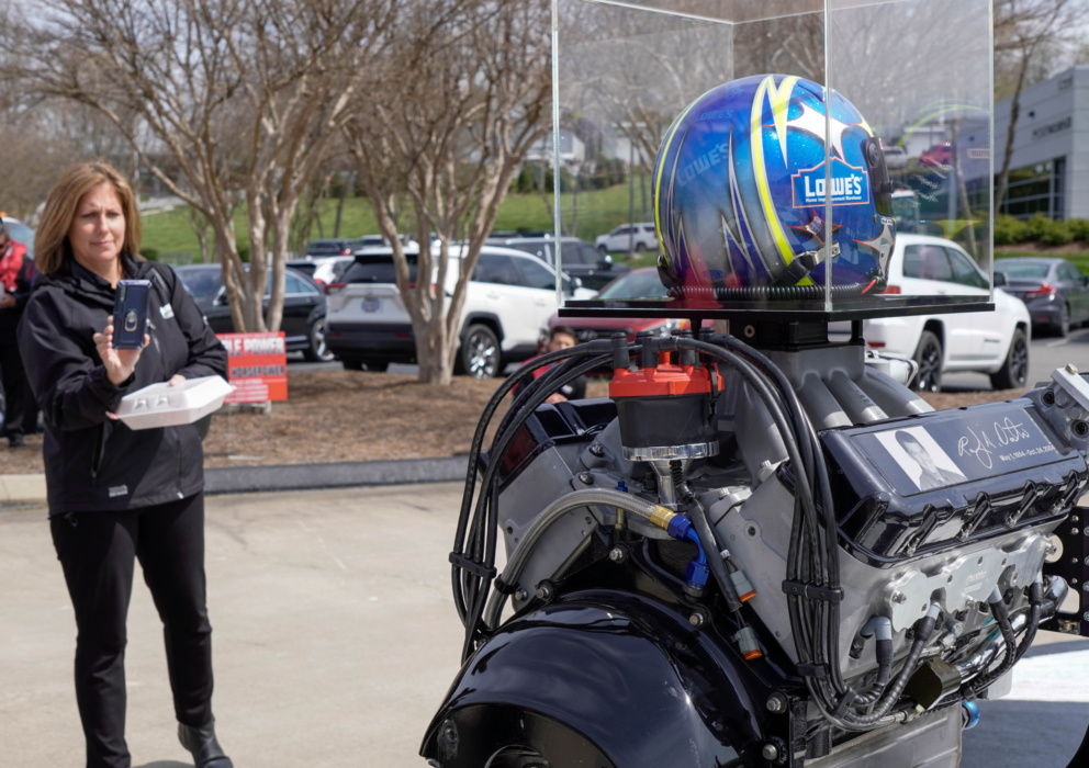 Official Site of Hendrick Motorsports NASCAR Racing Team