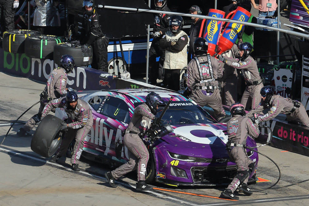 Behind the lens: Racing under the Virginia sun | Hendrick Motorsports