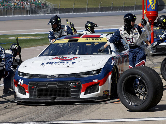 Behind the lens: Playoff racing in Kansas | Hendrick Motorsports