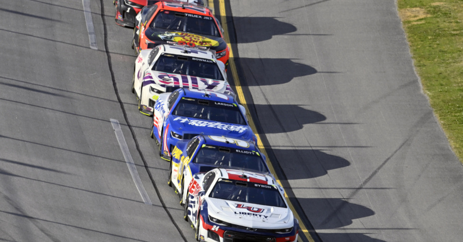 Larson, Elliott, Bowman, Byron name their best NASCAR race tracks; Do ...