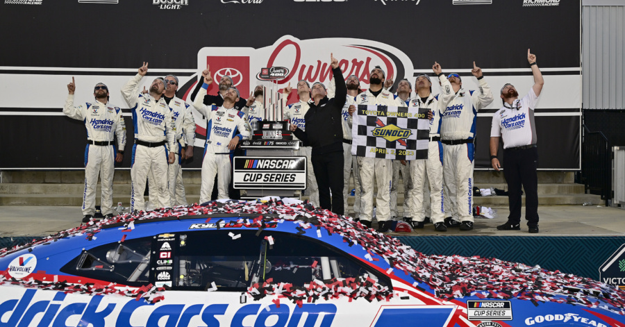 Larson pays tribute to Hendrick's late son with win at Richmond ...